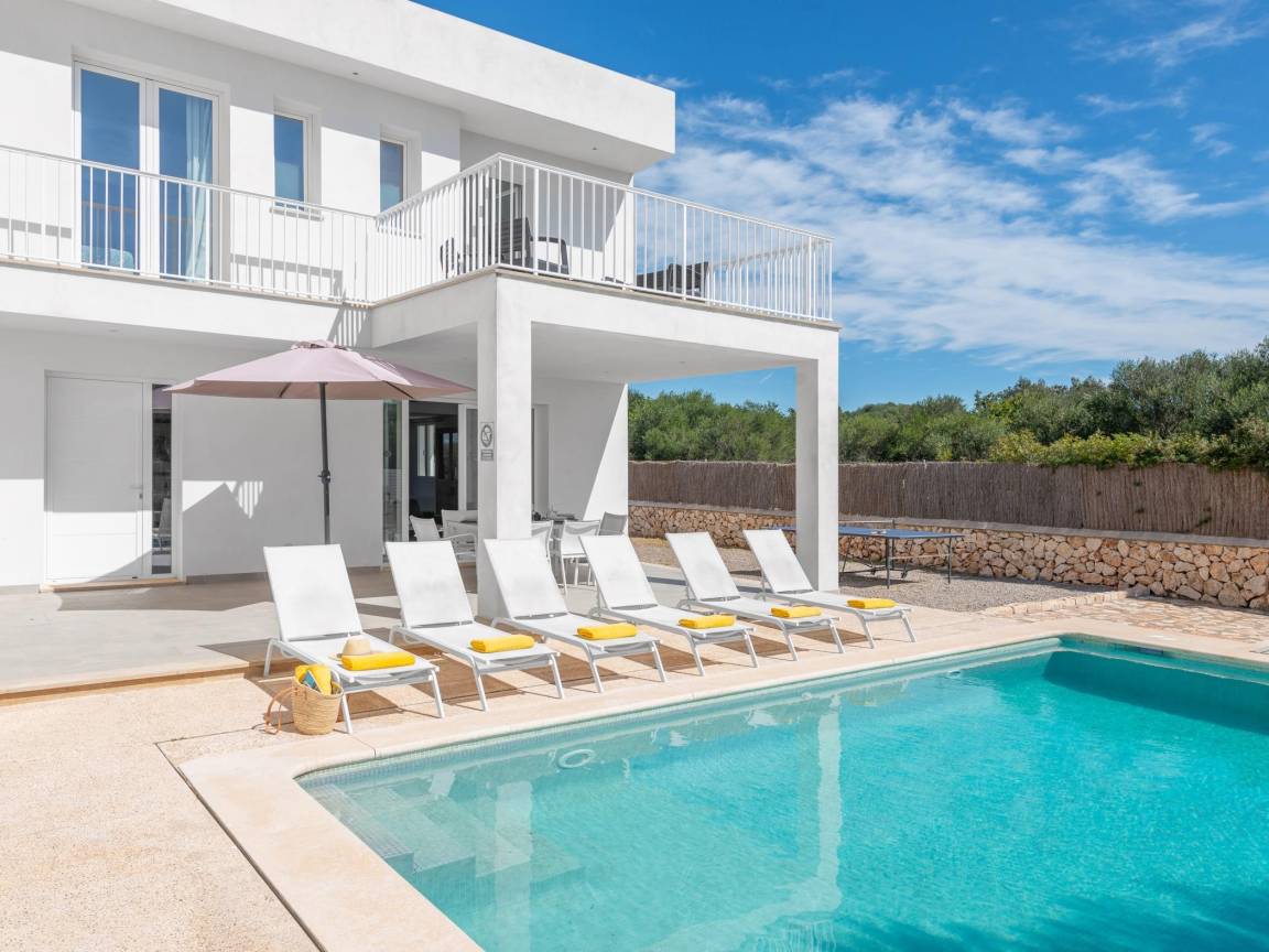 280 M² Villa ∙ 3 Bedrooms ∙ 6 Guests - Cala d'Or