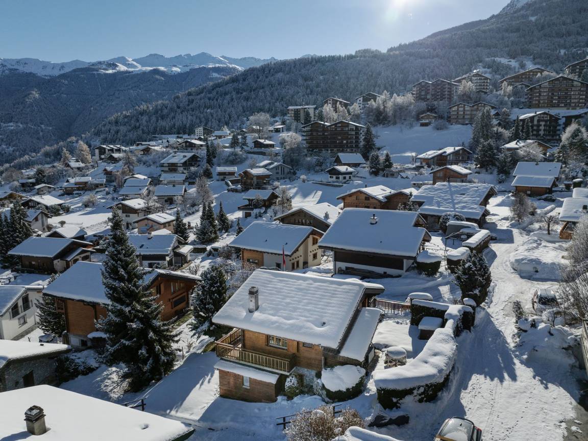 134 M² Ferienhaus ∙ 4 Schlafzimmer ∙ 8 Gäste - Nendaz