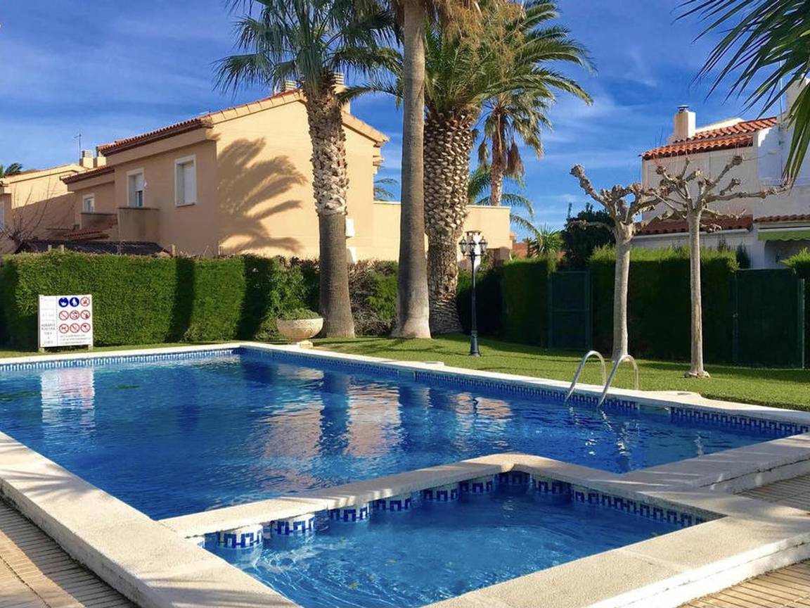 55 M² House ∙ 2 Bedrooms ∙ 4 Guests - Miami Platja