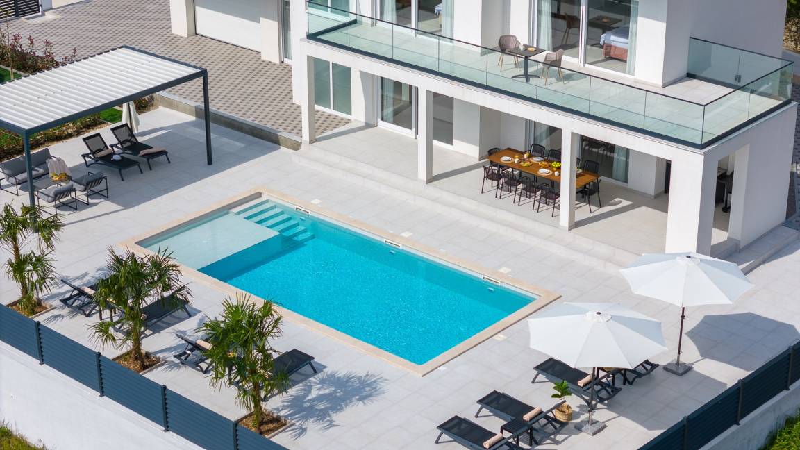 305 M² Villa ∙ 5 Schlafzimmer ∙ 10 Gäste - Omiš