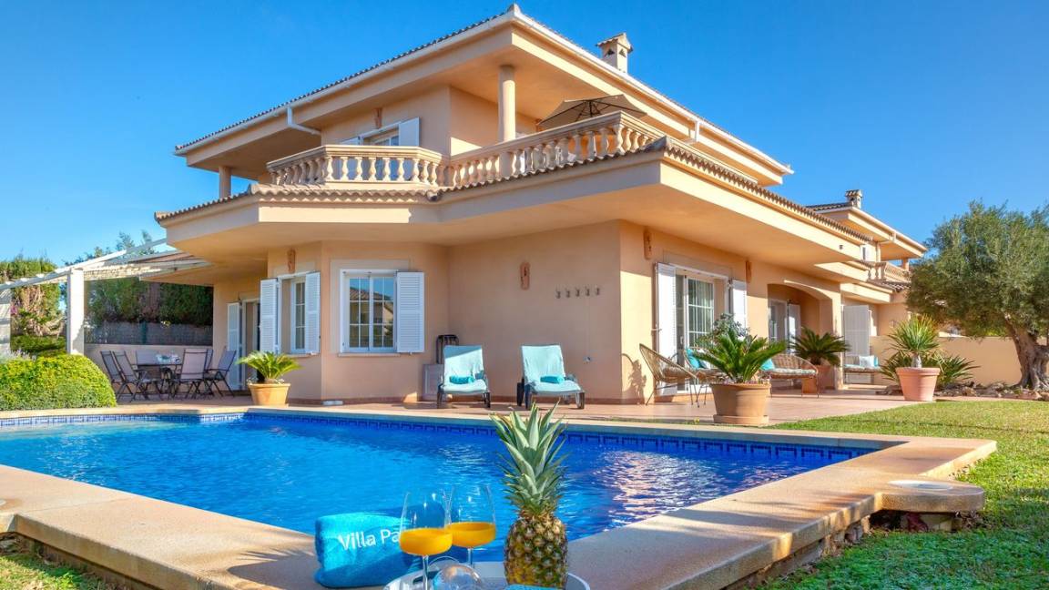250 M² Ferienhaus ∙ 4 Schlafzimmer ∙ 8 Gäste - Palma