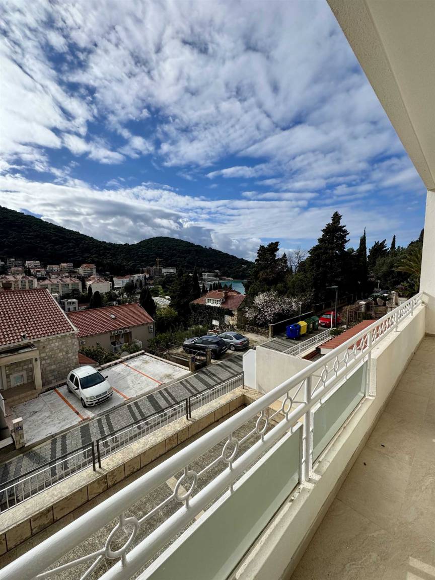 65 M² Ferienwohnung ∙ 2 Schlafzimmer ∙ 4 Gäste - Dubrovnik