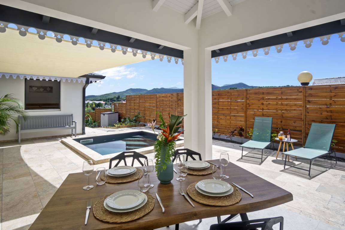 58 M² Villa ∙ 2 Chambres ∙ 4 Personnes - Fort-de-France