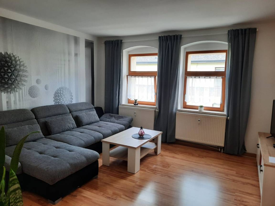 45 M² Ferienwohnung ∙ 1 Schlafzimmer ∙ 5 Gäste - Auerbach/Vogtland