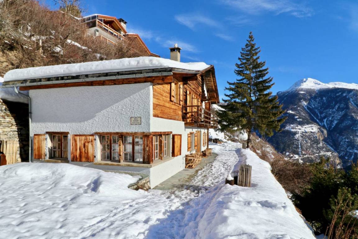 150 M² Chalet ∙ 4 Bedrooms ∙ 10 Guests - Vercorin