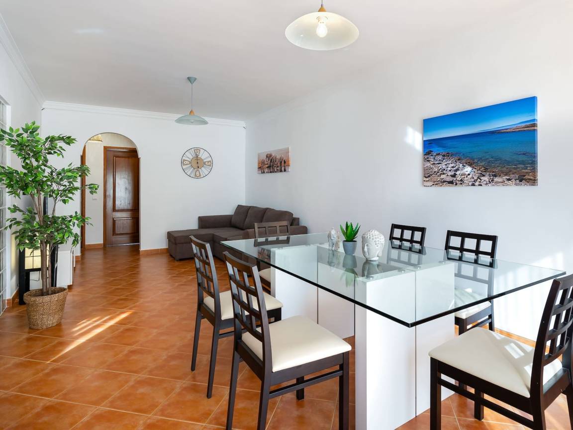 80 M² Appartement ∙ 2 Chambres ∙ 6 Personnes - Porches