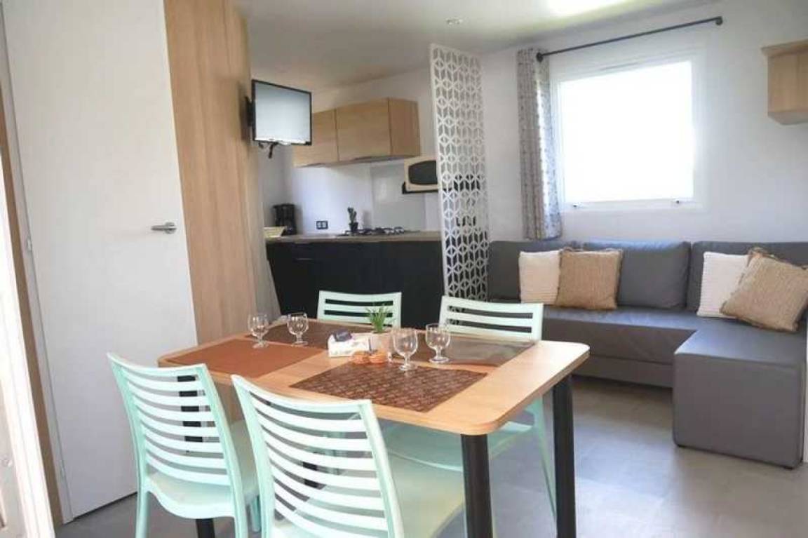 30 M² Camping ∙ 2 Bedrooms ∙ 4 Guests - La Forêt-Fouesnant
