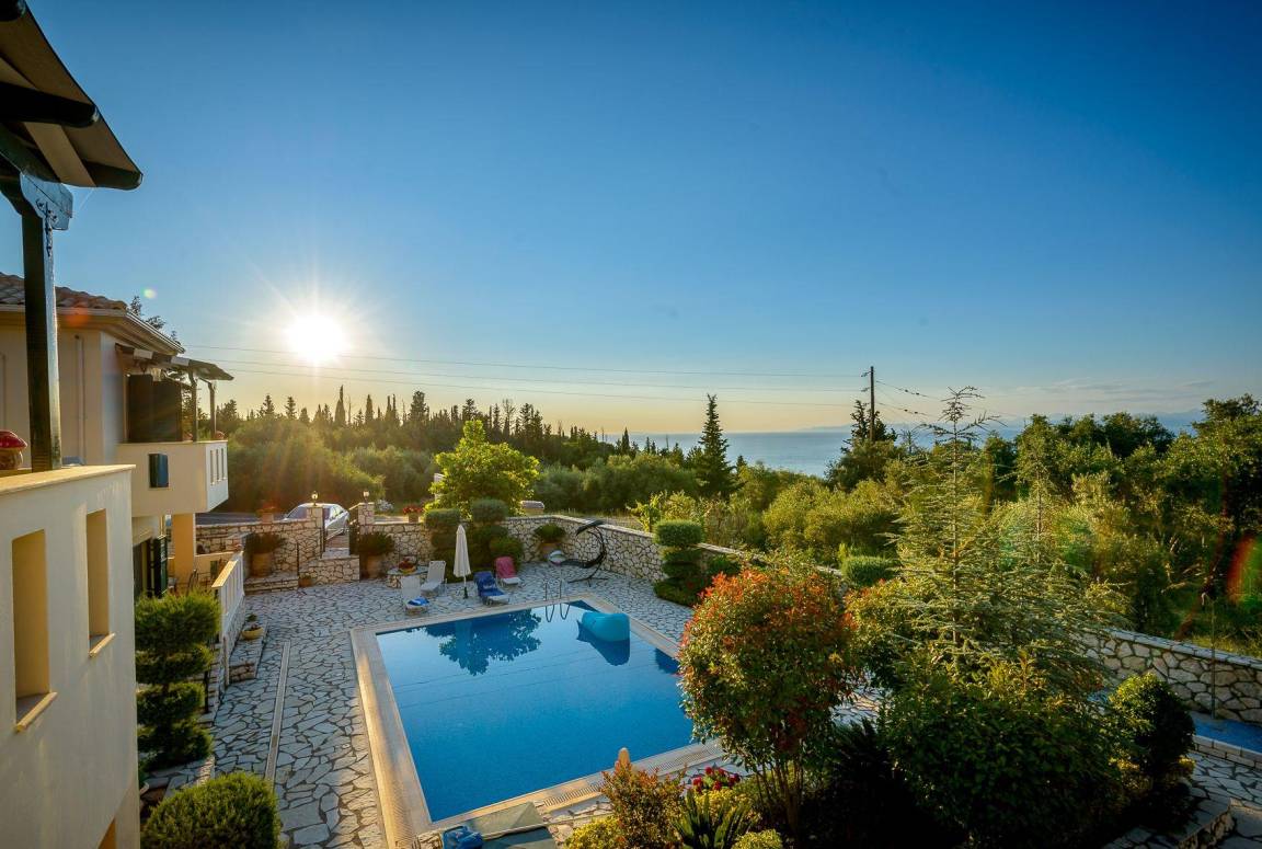 80 M² House ∙ 2 Bedrooms ∙ 4 Guests - Lefkada