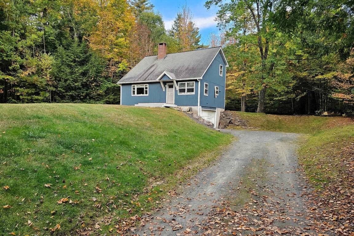 House ∙ 3 Bedrooms ∙ 6 Guests - New Hampshire (State)