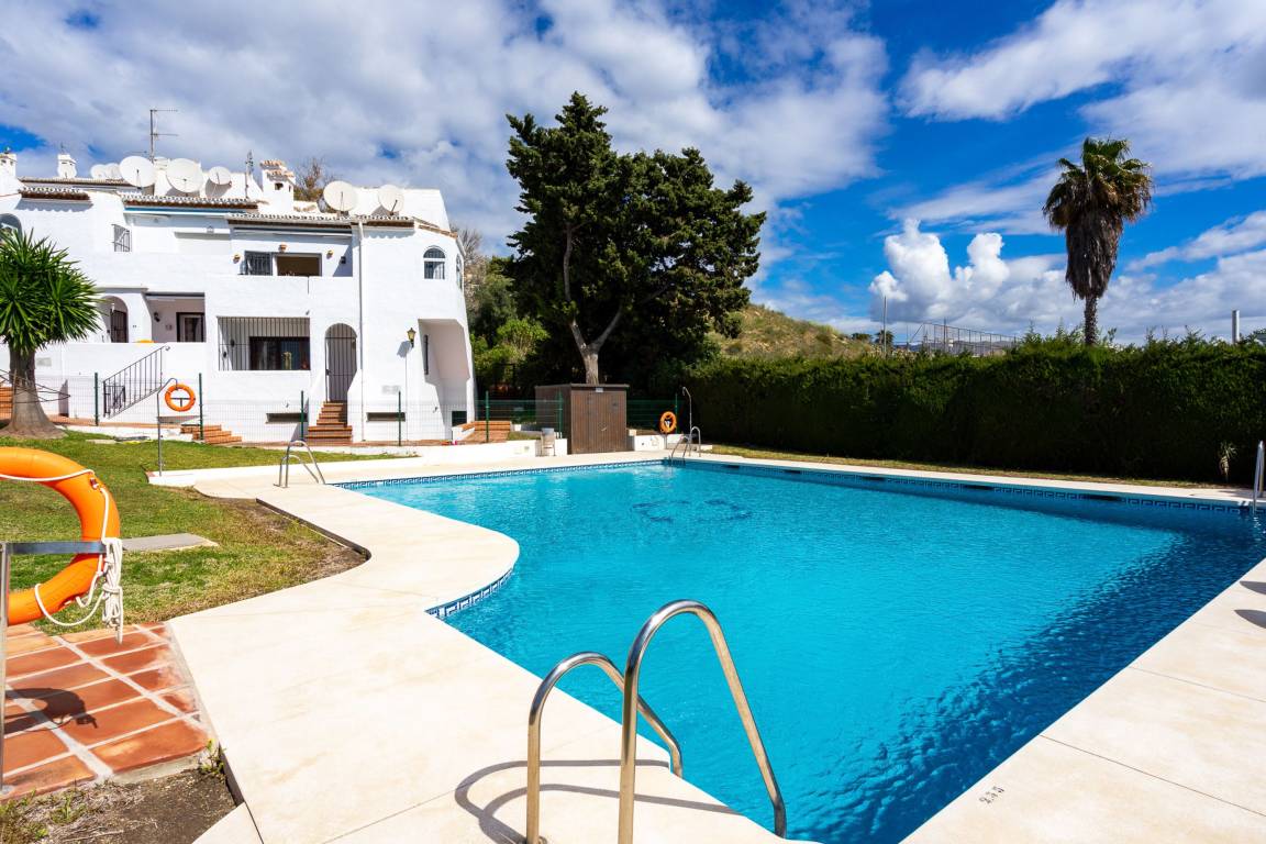 88 M² Apartamento ∙ 2 Habitaciones ∙ 5 Huéspedes - Calahonda