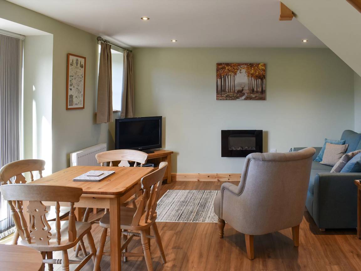 Cottage ∙ 2 Bedrooms ∙ 3 Guests - Chesterfield