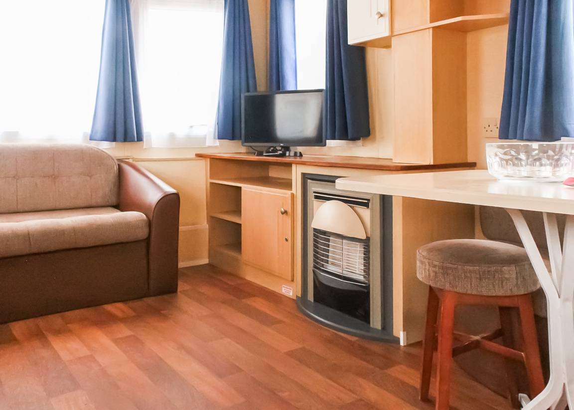 Caravan ∙ 2 Bedrooms ∙ 6 Guests - Caister-on-Sea