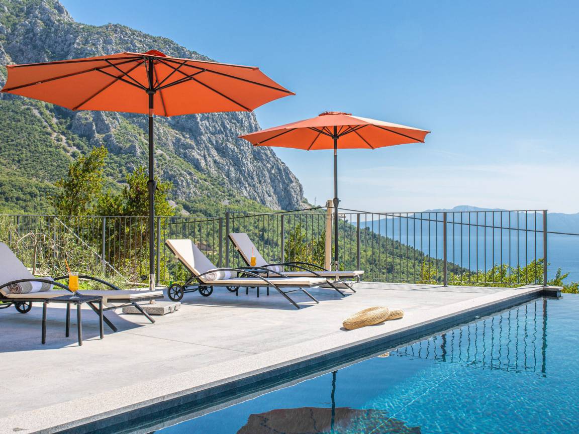 120 M² Ferienhaus ∙ 2 Schlafzimmer ∙ 6 Gäste - Podaca