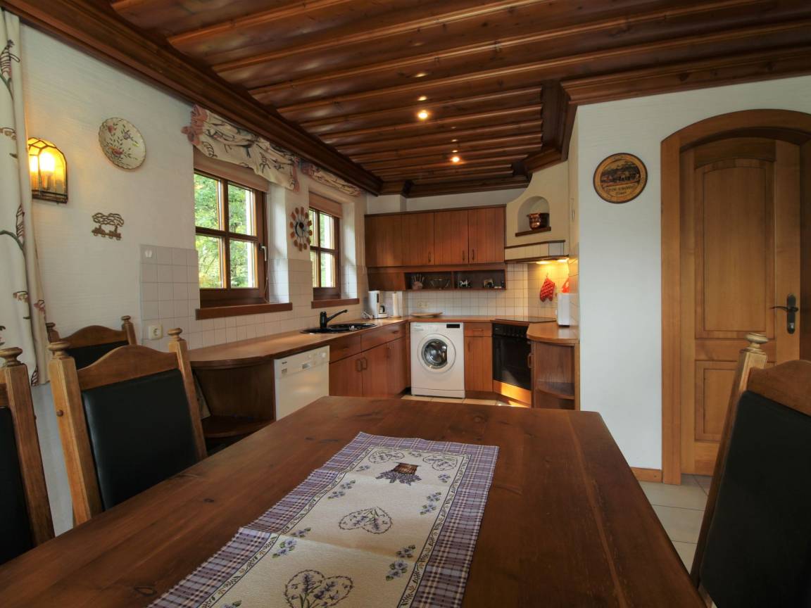 130 M² Ferienhaus ∙ 4 Schlafzimmer ∙ 8 Gäste - Feld am See
