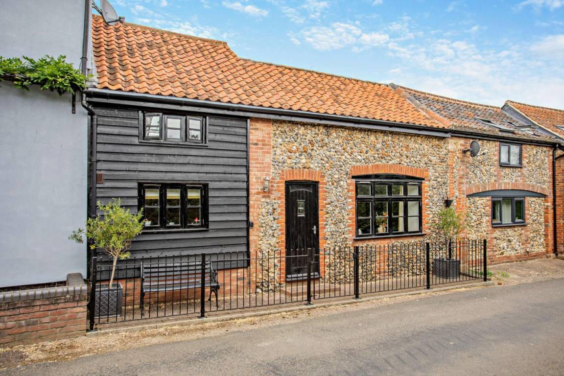 Landhaus ∙ 2 Schlafzimmer ∙ 4 Gäste - Stanstead