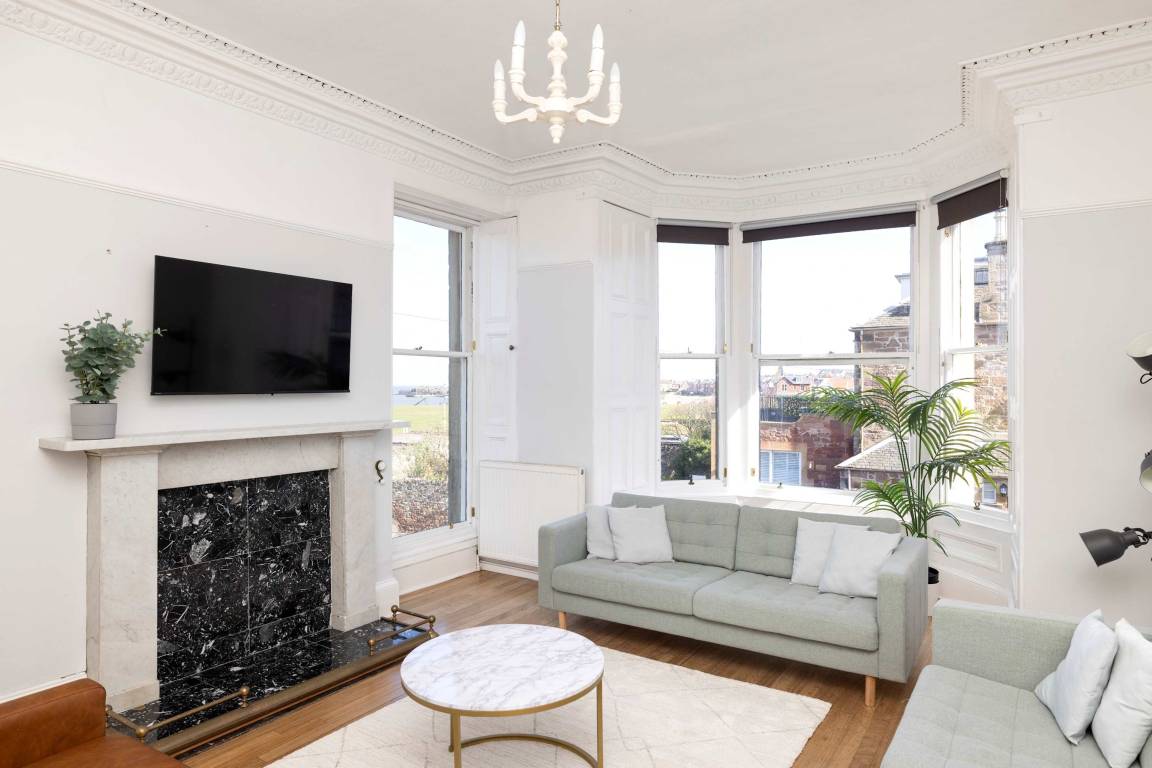 307 M² House ∙ 6 Bedrooms ∙ 10 Guests - Gullane