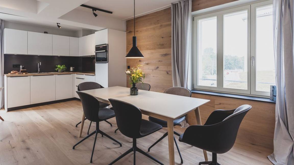 77 M² Ferienwohnung ∙ 2 Schlafzimmer ∙ 6 Gäste - Binz