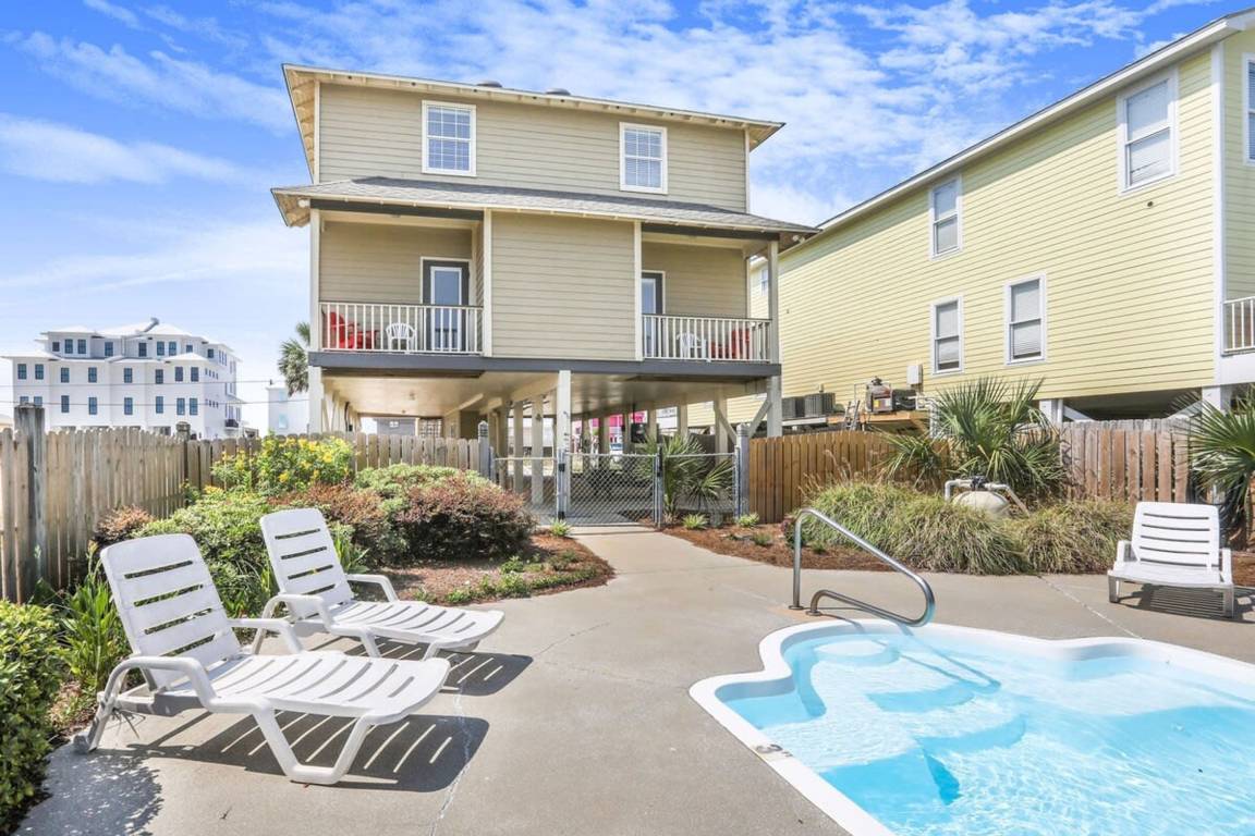 298 M² House ∙ 4 Bedrooms ∙ 18 Guests - Gulf Shores, AL