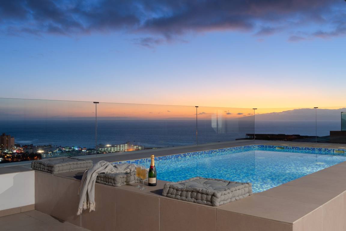 Villa ∙ 3 Bedrooms ∙ 6 Guests - Playa de las Américas