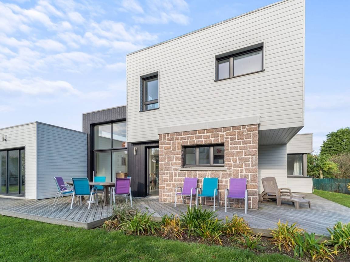 135 M² House ∙ 4 Bedrooms ∙ 8 Guests - Trégastel