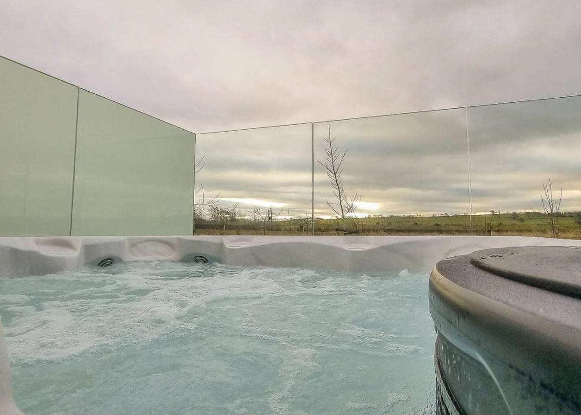 Chalet ∙ 2 Bedrooms ∙ 4 Guests - Corbridge