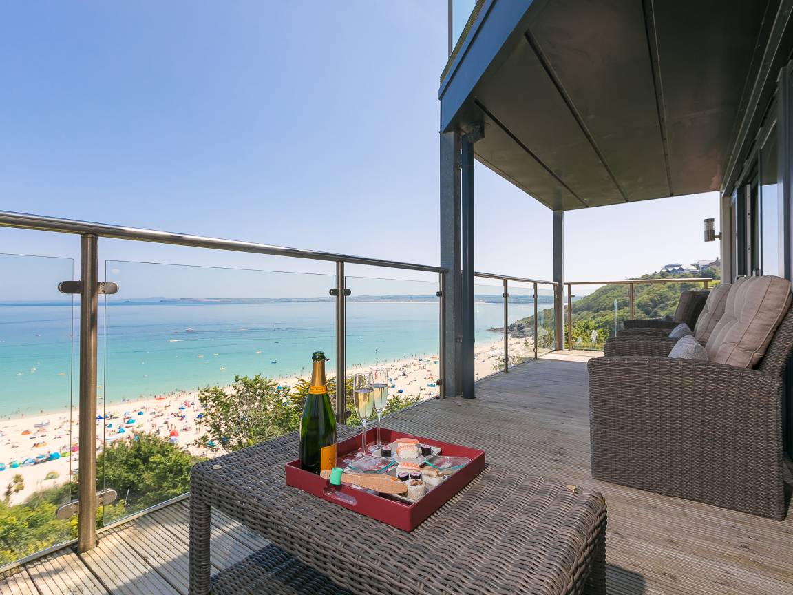Cottage ∙ 2 Bedrooms ∙ 4 Guests - St Ives