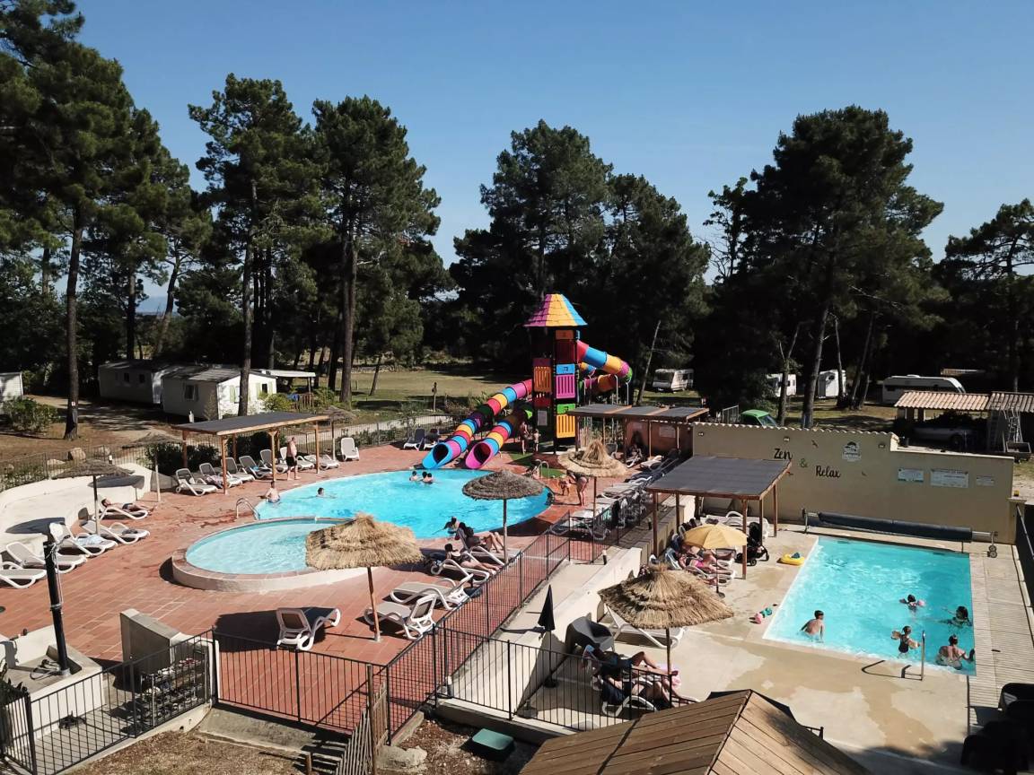 26 M² Mobil-home ∙ 2 Chambres ∙ 4 Personnes - Pont-Saint-Esprit