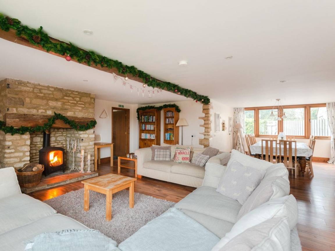 Cottage ∙ 6 Bedrooms ∙ 12 Guests - Chipping Norton
