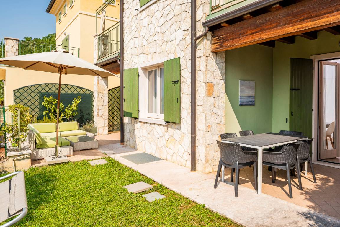65 M² Ferienwohnung ∙ 2 Schlafzimmer ∙ 4 Gäste - Torri del Benaco