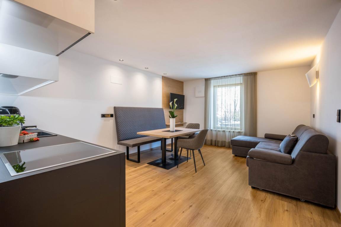 42 M² Apartment ∙ 1 Bedroom ∙ 4 Guests - Brixen