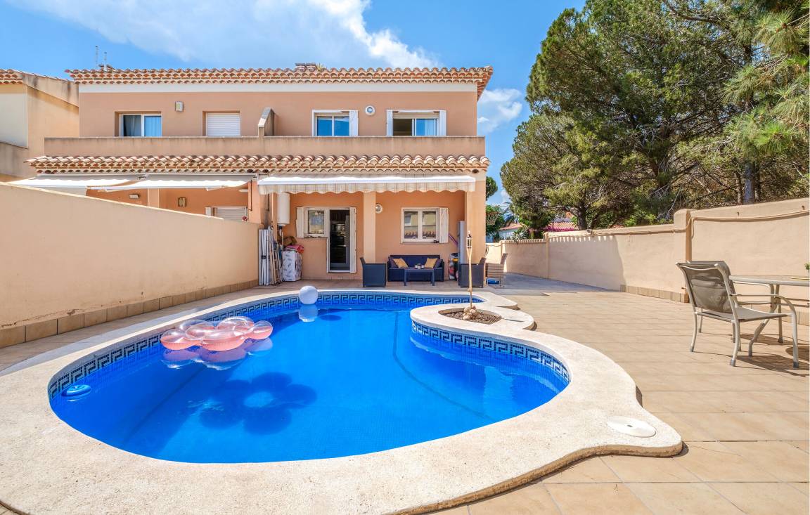 150 M² Ferienhaus ∙ 3 Schlafzimmer ∙ 6 Gäste - Mont-roig del Camp