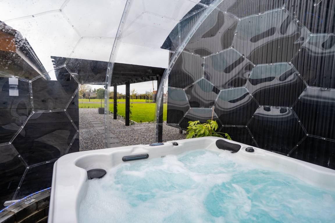 100 M² Lodge ∙ 2 Bedrooms ∙ 5 Guests - Limavady