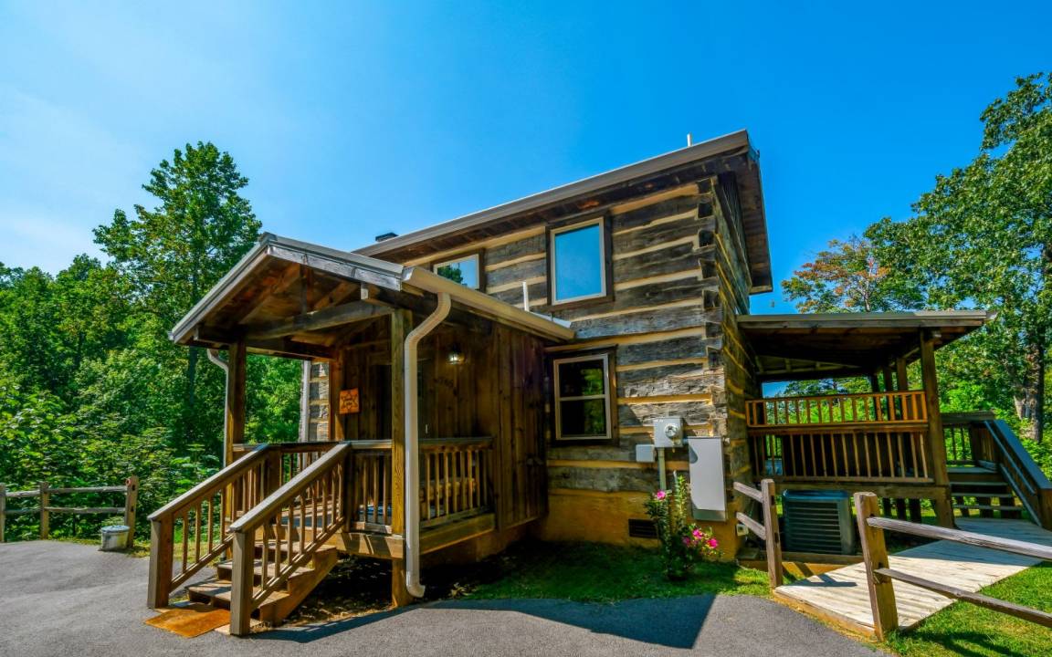 43 M² Cabin ∙ 1 Bedroom ∙ 2 Guests - Gatlinburg, TN
