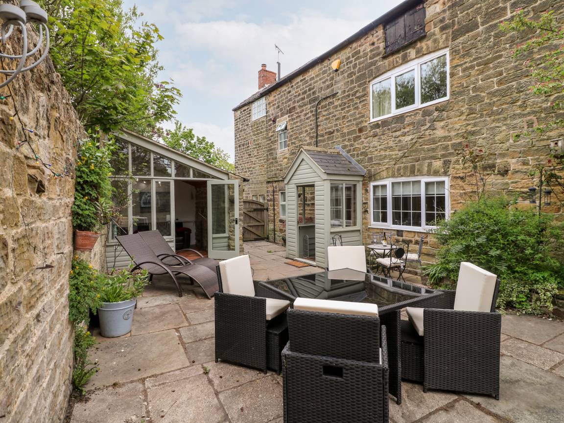 Cottage ∙ 3 Bedrooms ∙ 5 Guests - Chesterfield