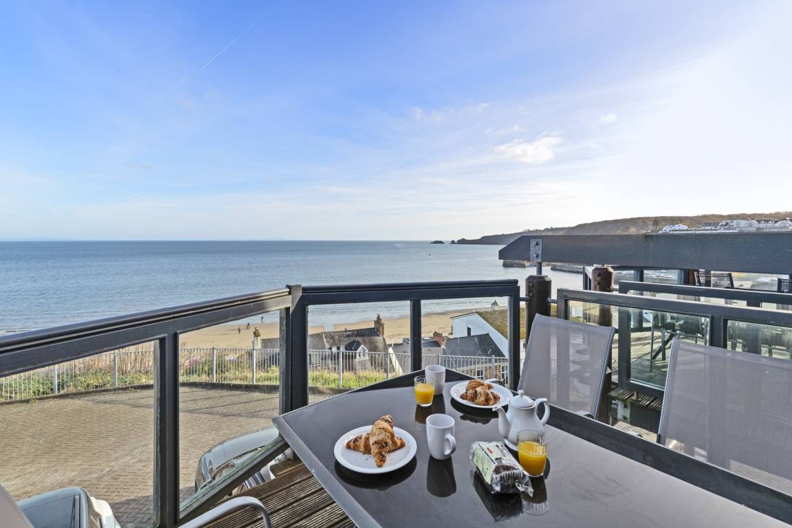 1250 M² Cottage ∙ 3 Bedrooms ∙ 6 Guests - Tenby