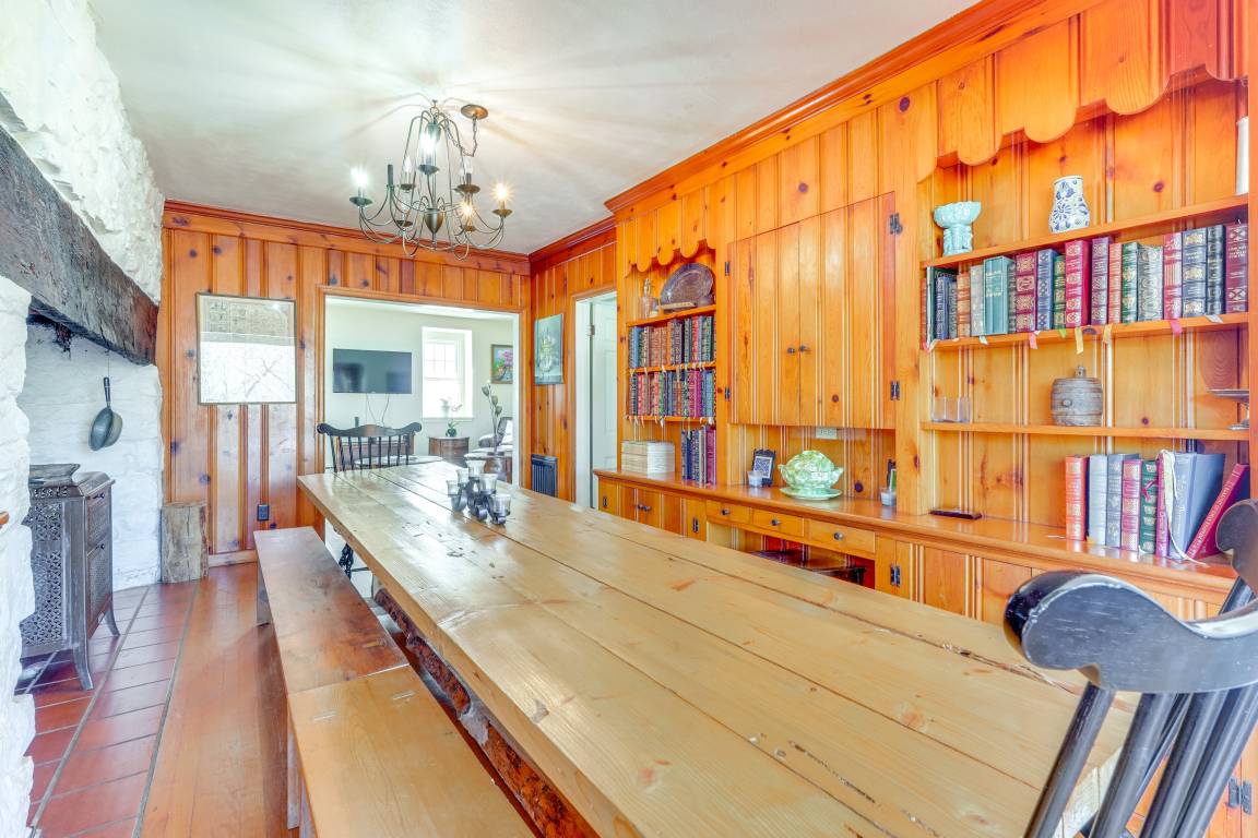 371 M² House ∙ 6 Bedrooms ∙ 12 Guests - Worthington State Forest, Columbia