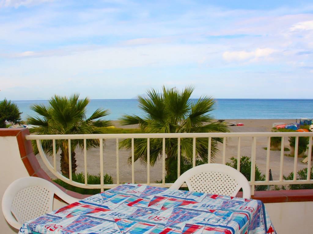 152 M² Apartamento ∙ 3 Habitaciones ∙ 5 Huéspedes - Barcellona Pozzo di Gotto