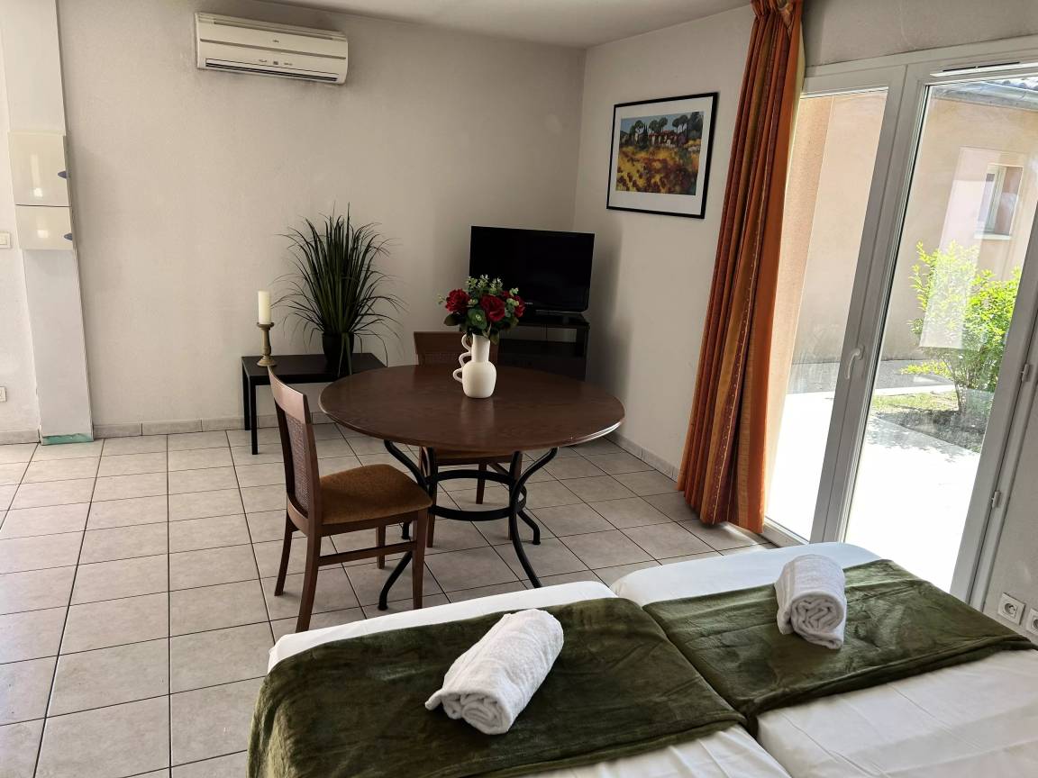 25 M² Studio ∙ 1 Chambre ∙ 2 Personnes - Tain-l'Hermitage