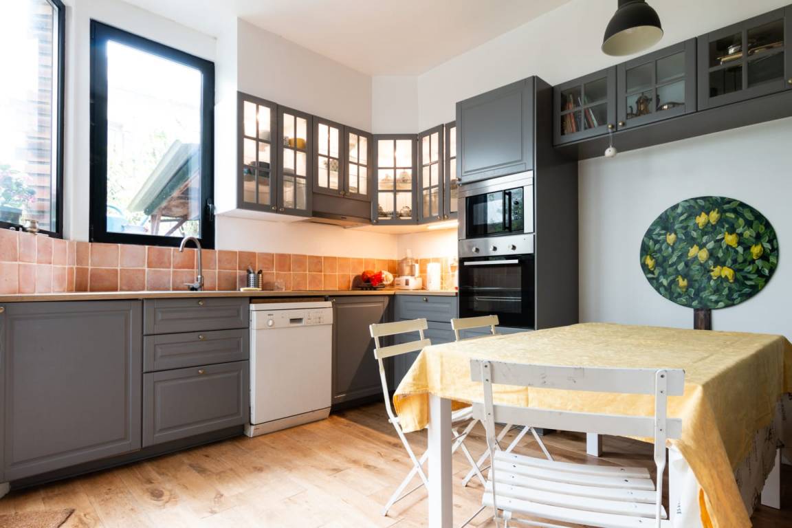 72 M² Appartement ∙ 2 Chambres ∙ 4 Personnes - ibis Paris Boulogne Billancourt