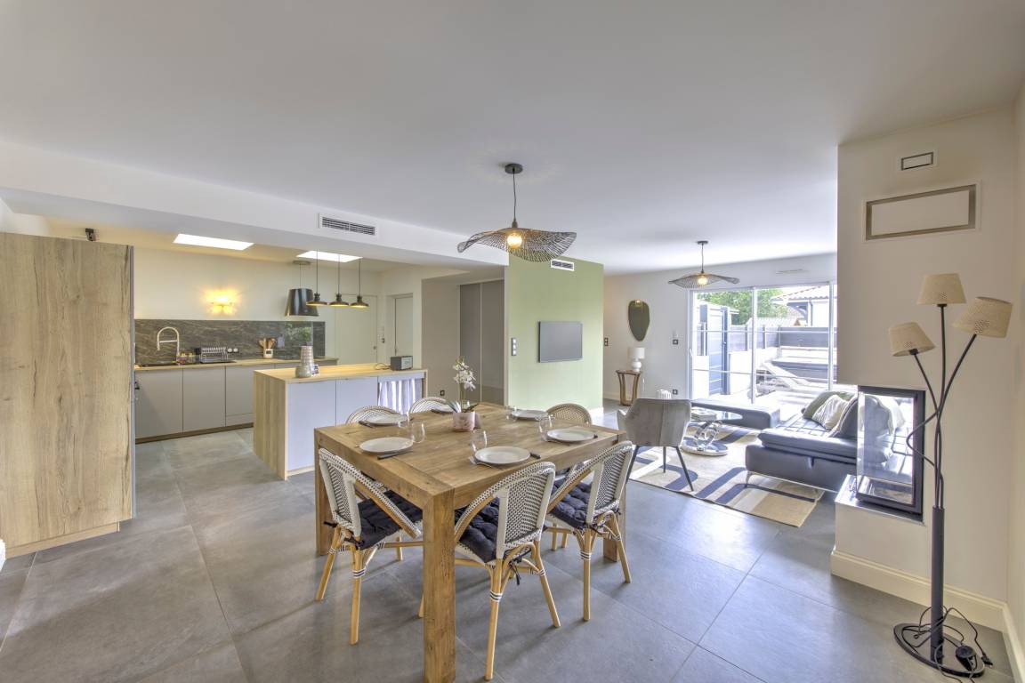 130 M² Maison De Vacances ∙ 3 Chambres ∙ 6 Personnes - Gujan-Mestras