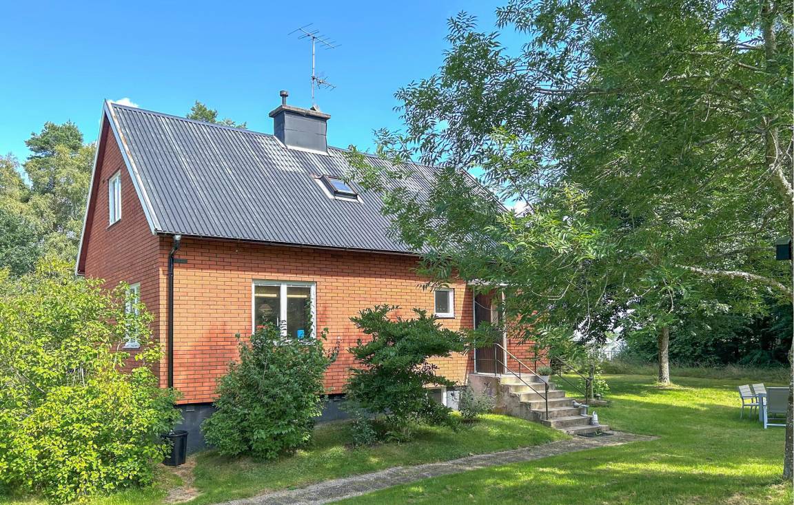 105 M² Huis ∙ 2 Slaapkamers ∙ 5 Gasten - Växjö