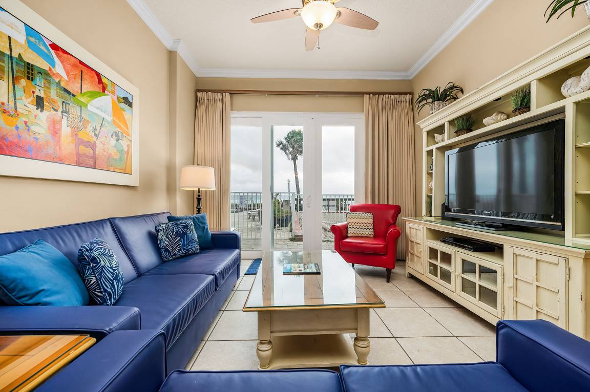 Condo ∙ 2 Bedrooms ∙ 8 Guests - Destin, FL