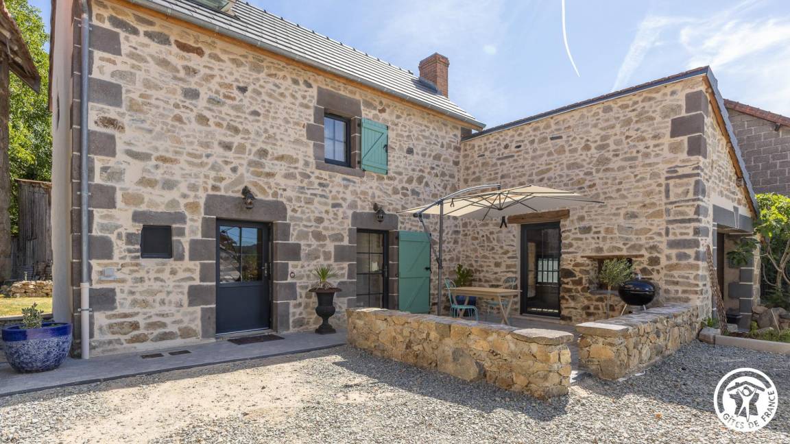 45 M² Gîte ∙ 1 Chambre ∙ 2 Personnes - Puy-de-Dôme