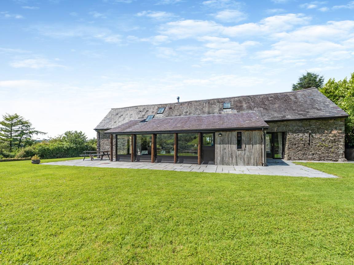 Cottage ∙ 3 Bedrooms ∙ 6 Guests - Llandeilo