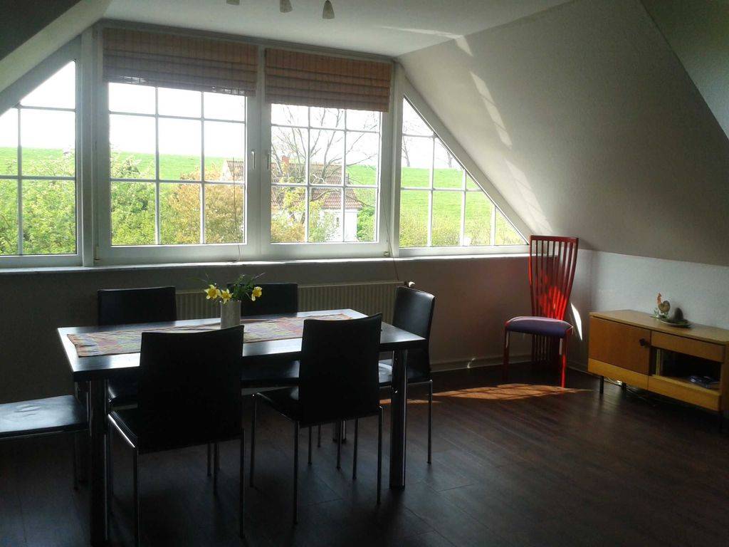 90 M² Ferienwohnung ∙ 3 Schlafzimmer ∙ 5 Gäste - Kollmar