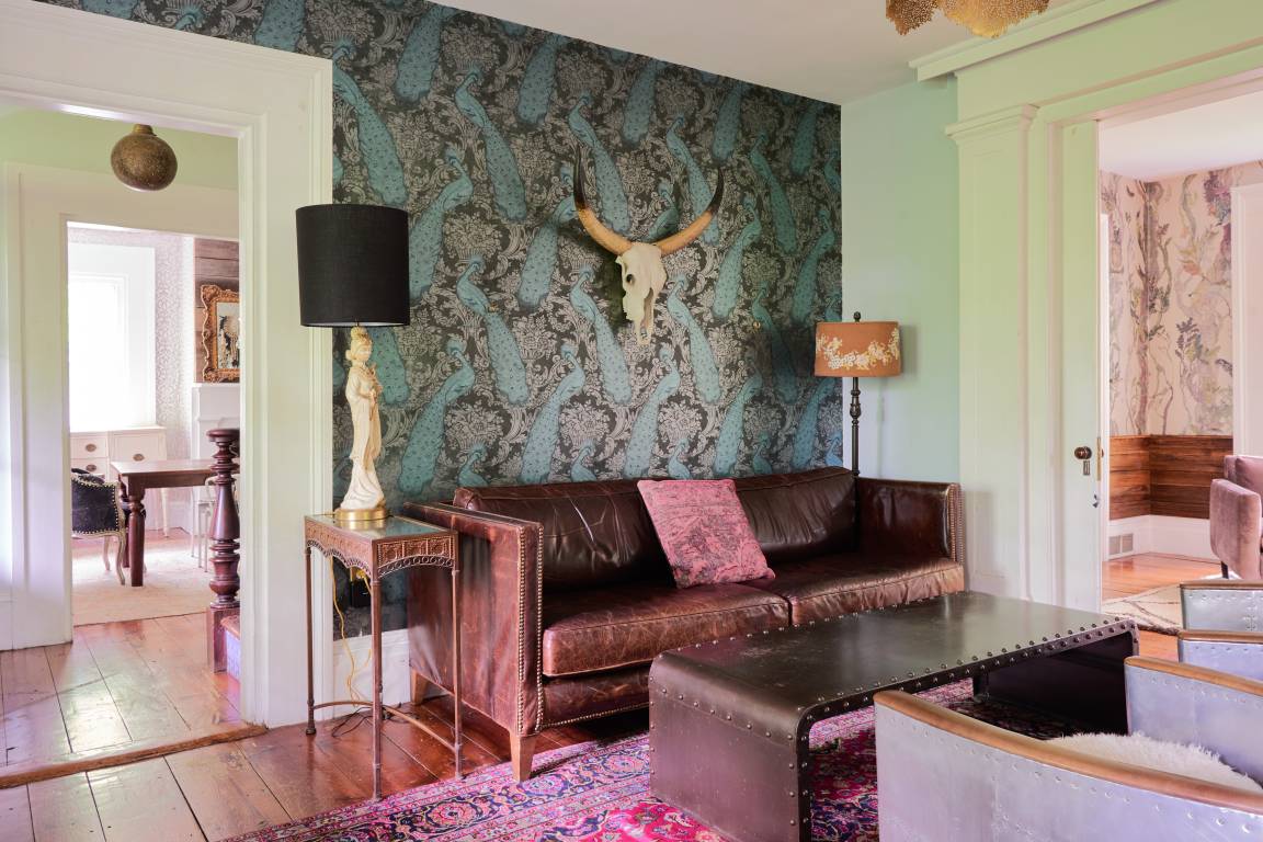 325 M² House ∙ 4 Bedrooms ∙ 7 Guests - Ellenville, NY