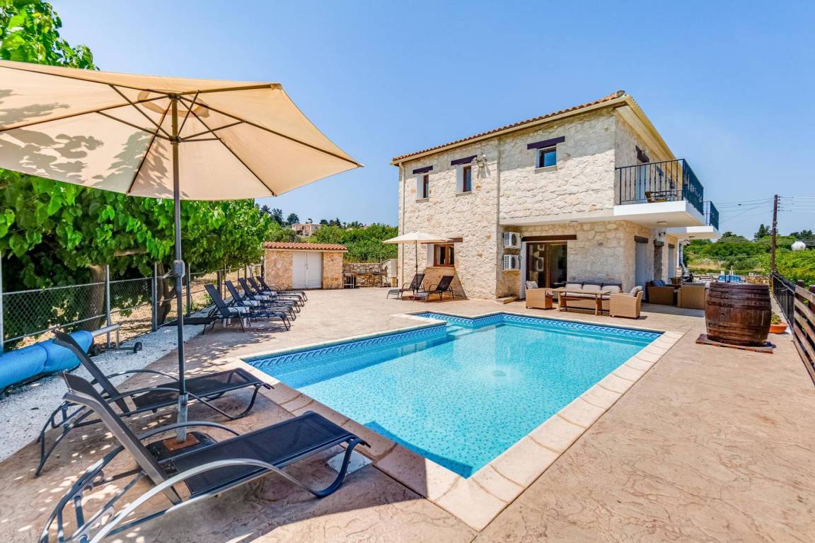 220 M² Villa ∙ 5 Schlafzimmer ∙ 10 Gäste - Zypern