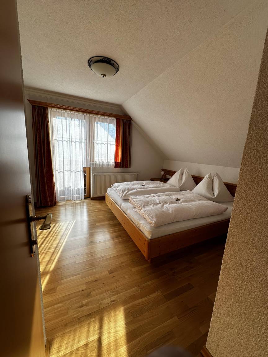 20 M² Hotel ∙ 1 Schlafzimmer ∙ 2 Gäste - Haus