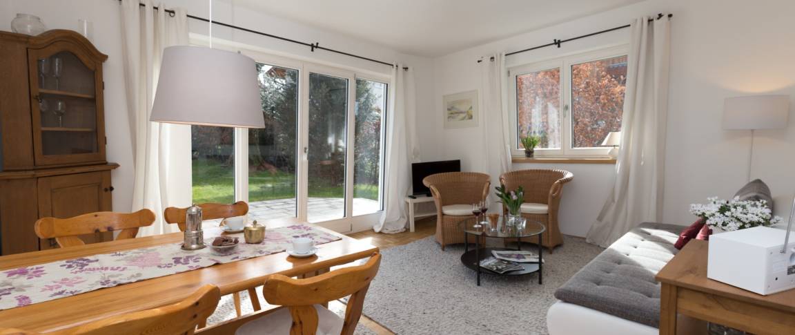 60 M² Apartment ∙ 4 Guests - Raubling