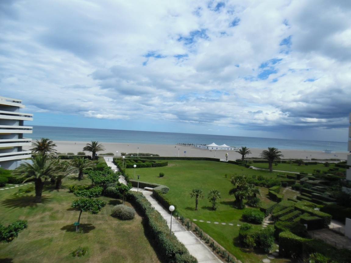 27 M² Apartament Typu Studio ∙ 1 Sypialnia ∙ 4 Gości - Canet-en-Roussillon